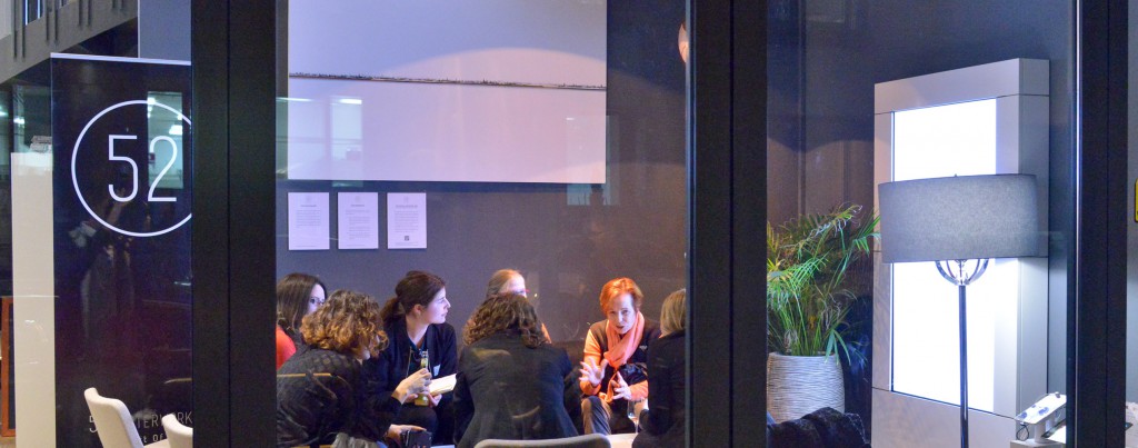 Startup trifft Kunst: „Amsterdam“ von Peter Ruehle - BASECAMP